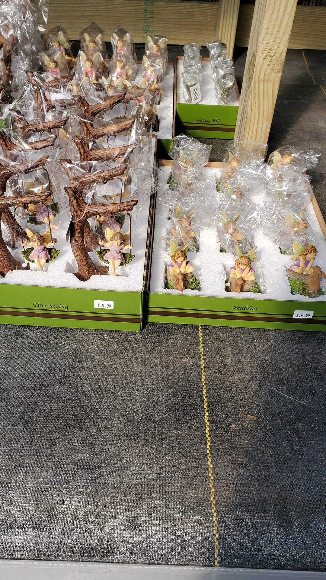 Little Country Store - Little Country Greenhouse